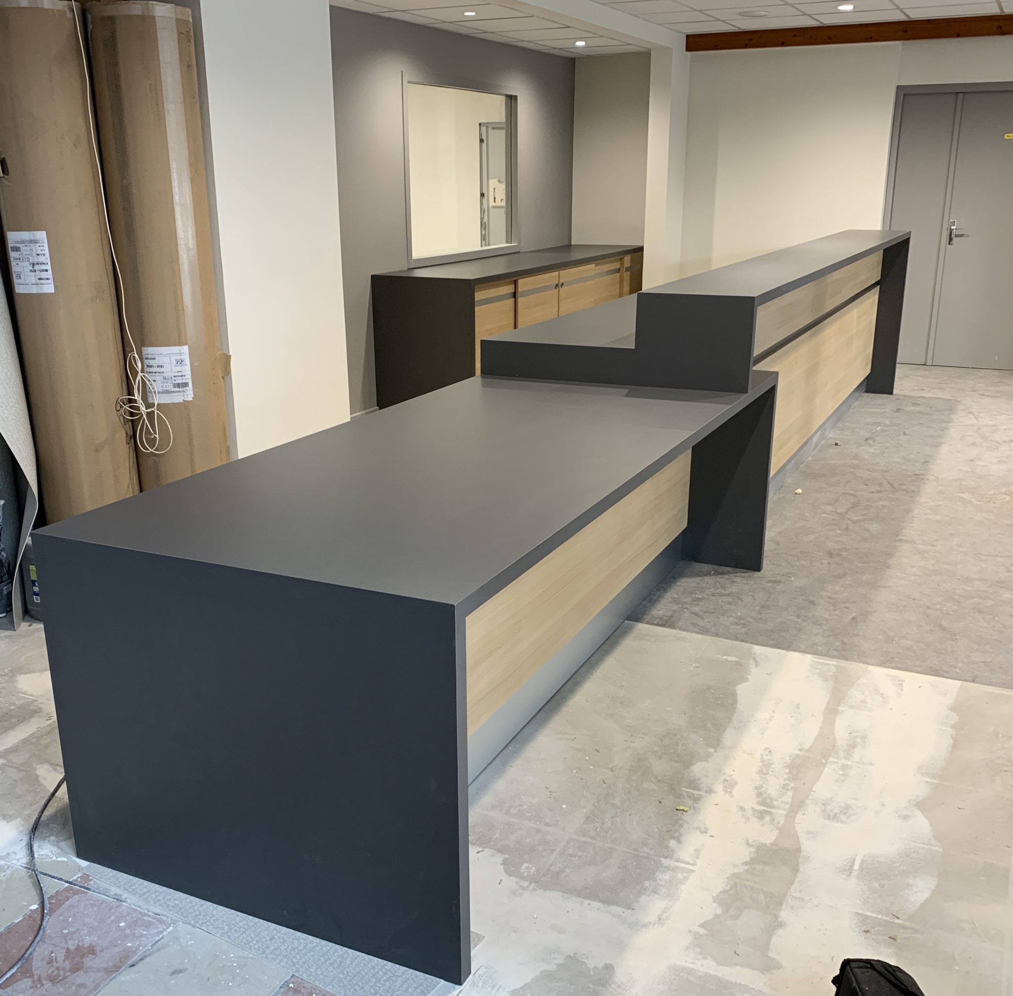 Comptoirs d'accueil / Bureaux - Mid Agencement